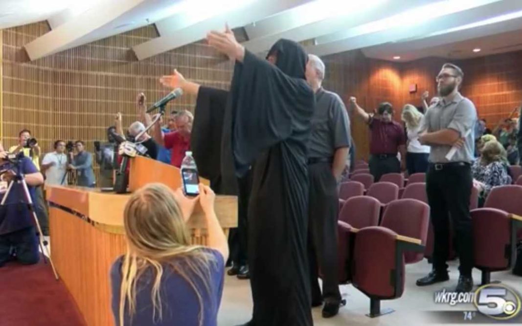 Satanist Invocation Interrupted With Lord's Prayer During Florida City ...